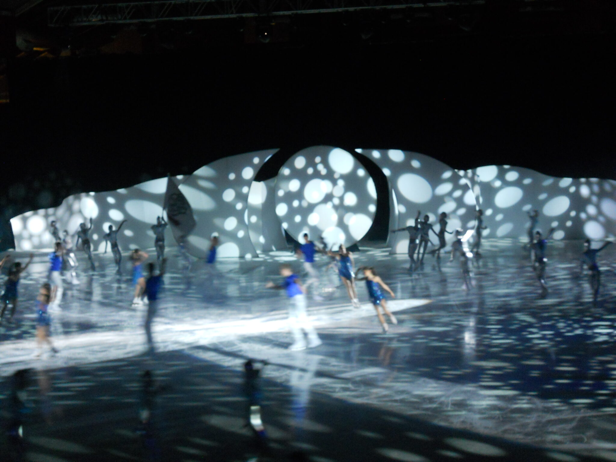 Divide, Right | Moss