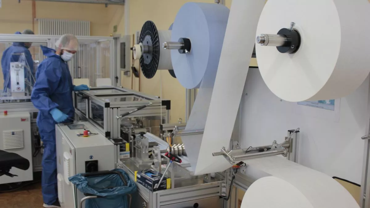 Moss to Make 6 Million Face Masks Per Week | Moss