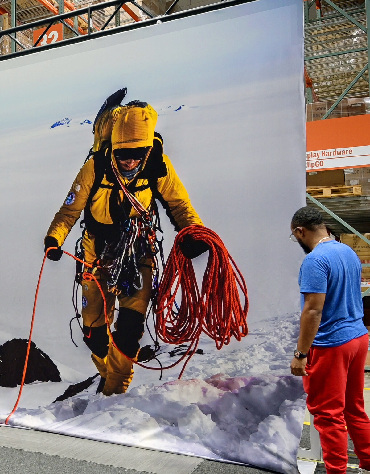 SEG Fabric and Frames: High-Quality Graphics & Frames